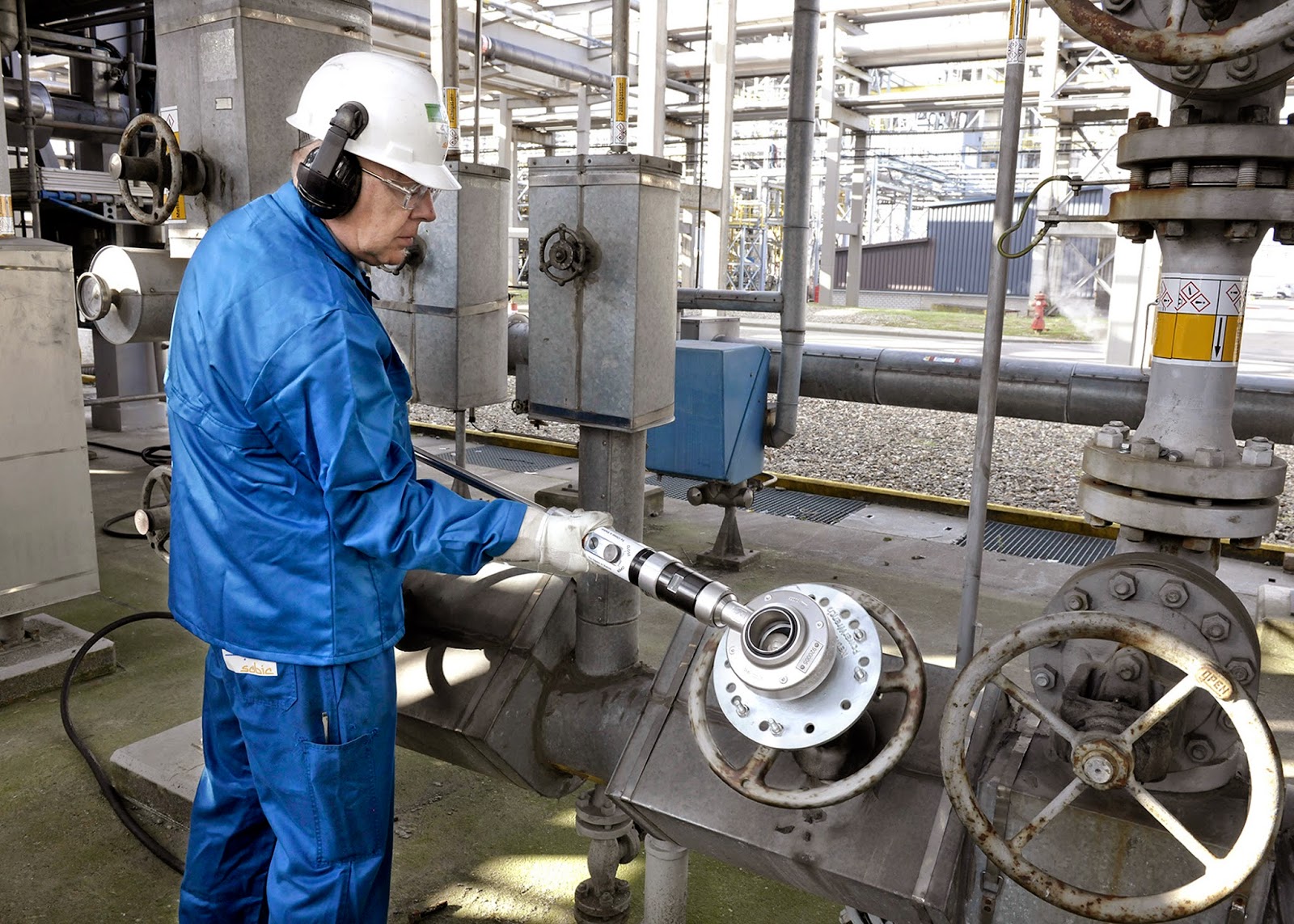 Welcome to T.M.V Engineering Blog: HUMAN FACTOR ENGINEERING - VALVES ...