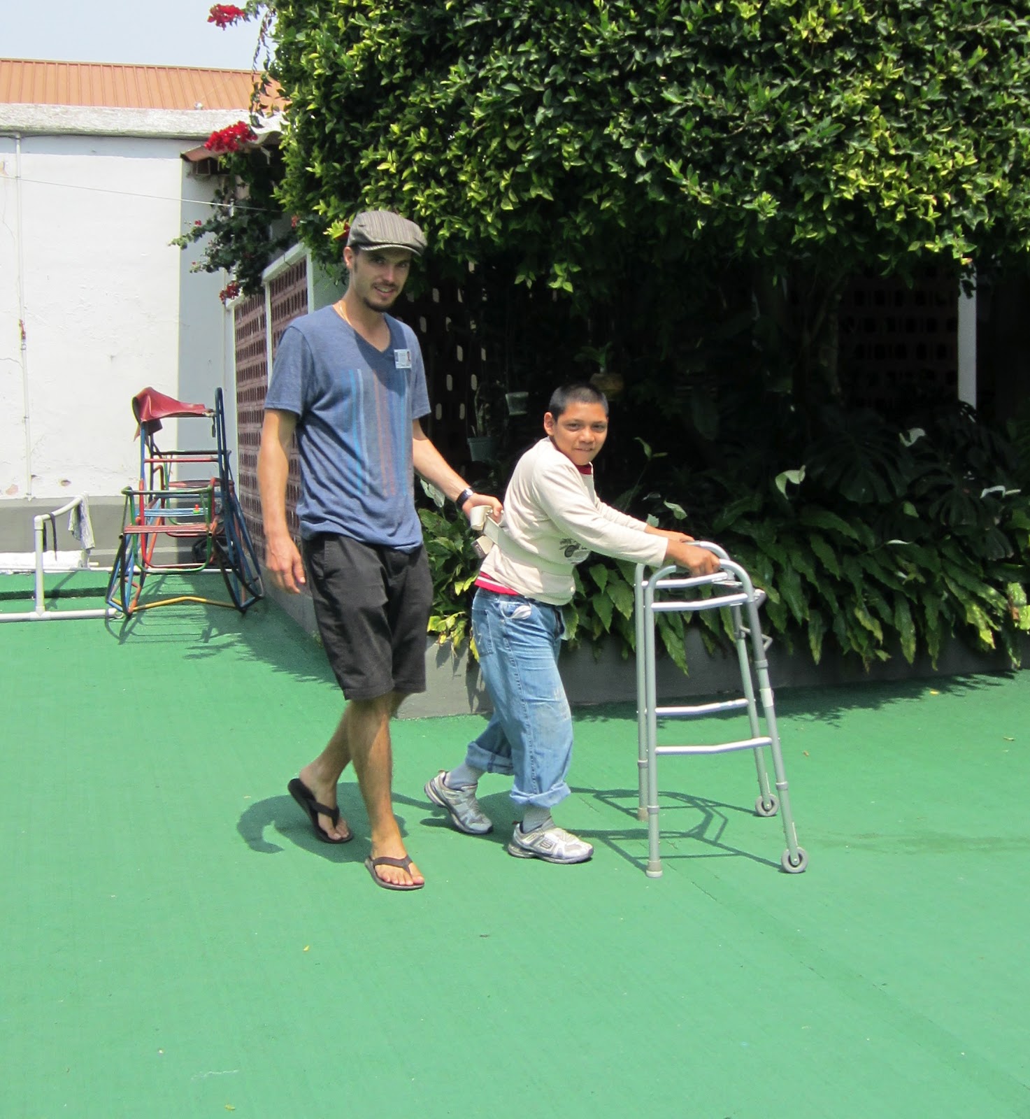 DandY South: Walkin Walkers - HELP BUY A WALKER AND WHEELCHAIR!