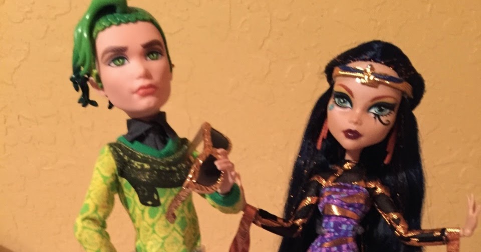 monster high: Cleo de Nile and Deuce Gorgon Boo york