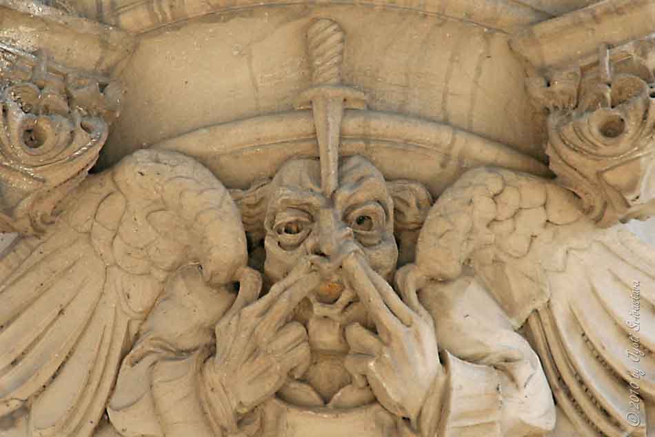 Chicago - Architecture & Cityscape: Tribune Tower : Grotesques & Gargoyles