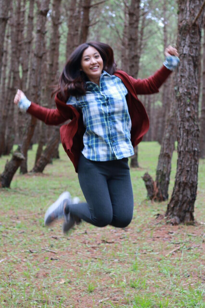 Myanmar Model Lu Lu Aung Travel Snaps Album (1)