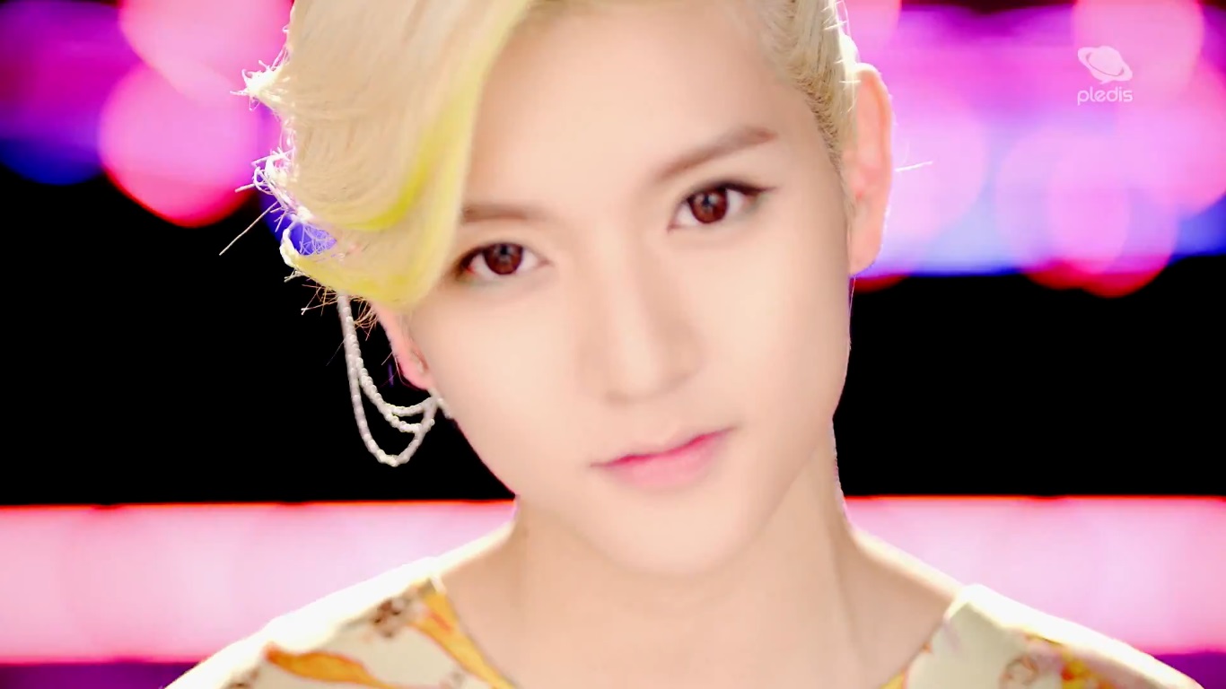 Star The World: Nu'est Sleep talking picture