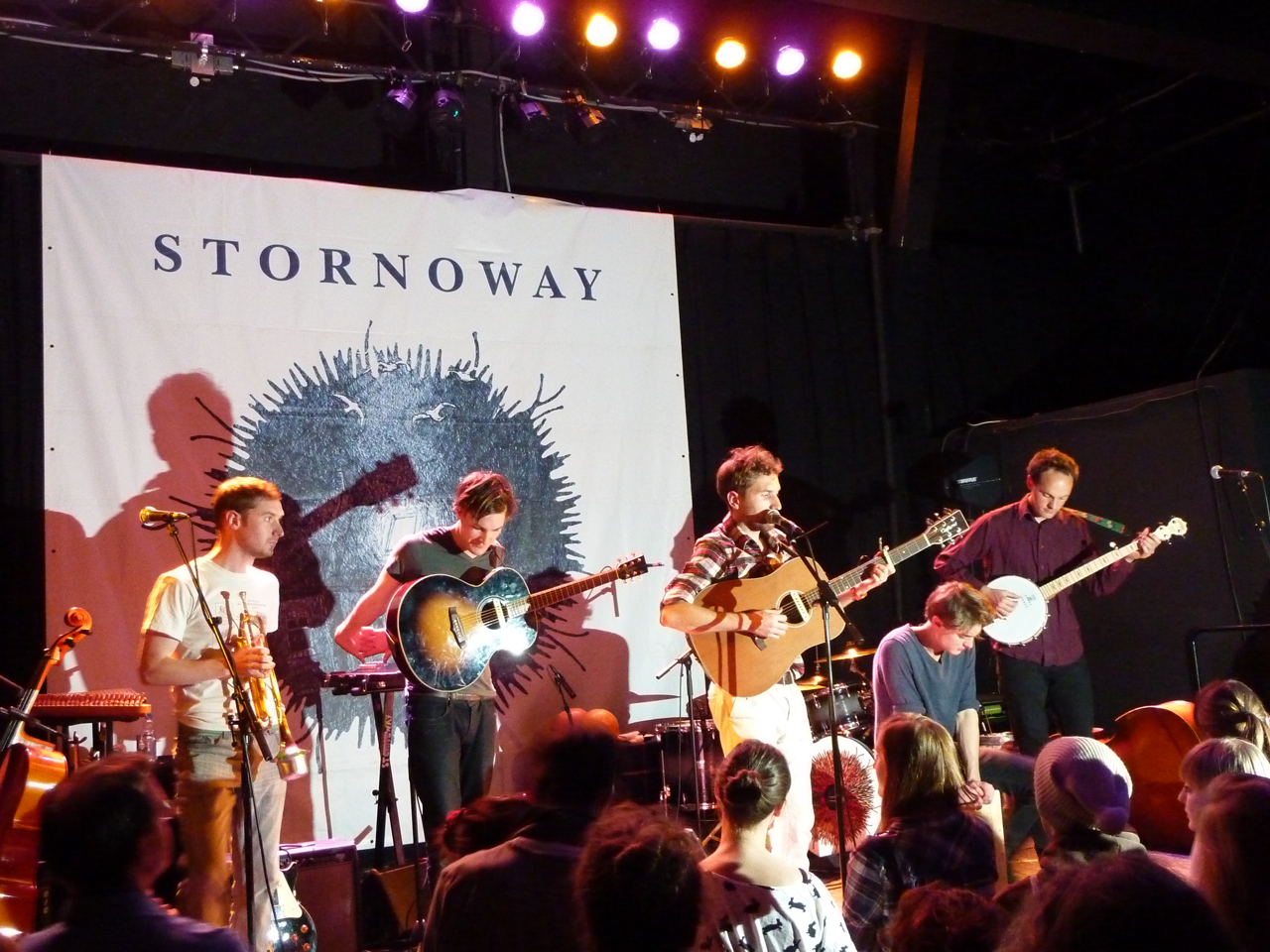 Die Band wird nach Unterzeichnung Ware ihrer Show!! - Stornoway in der ...