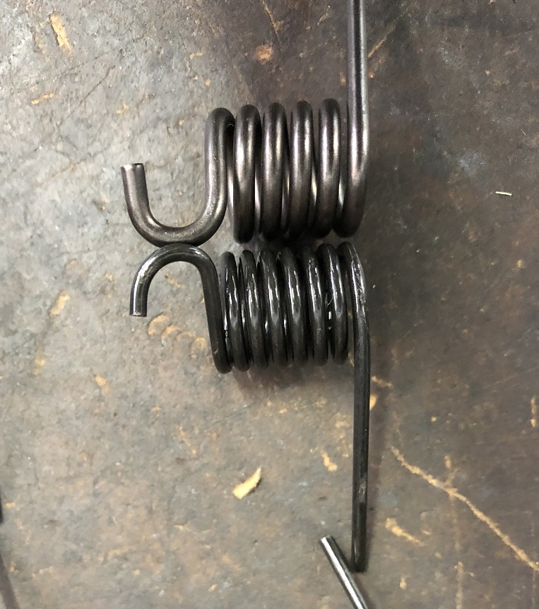 Brad The Bike Boy: Closing rocker spring change on the 851.