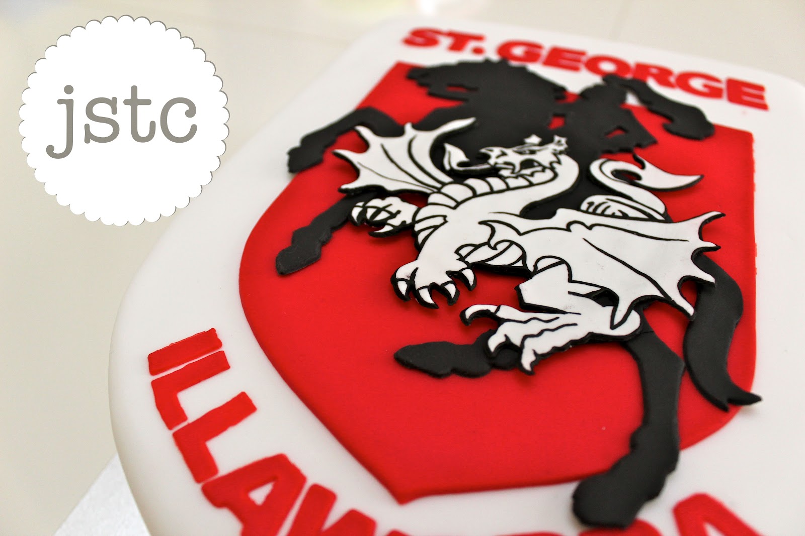 Jemma's Sweet Treat Catering: St George Dragons Cake