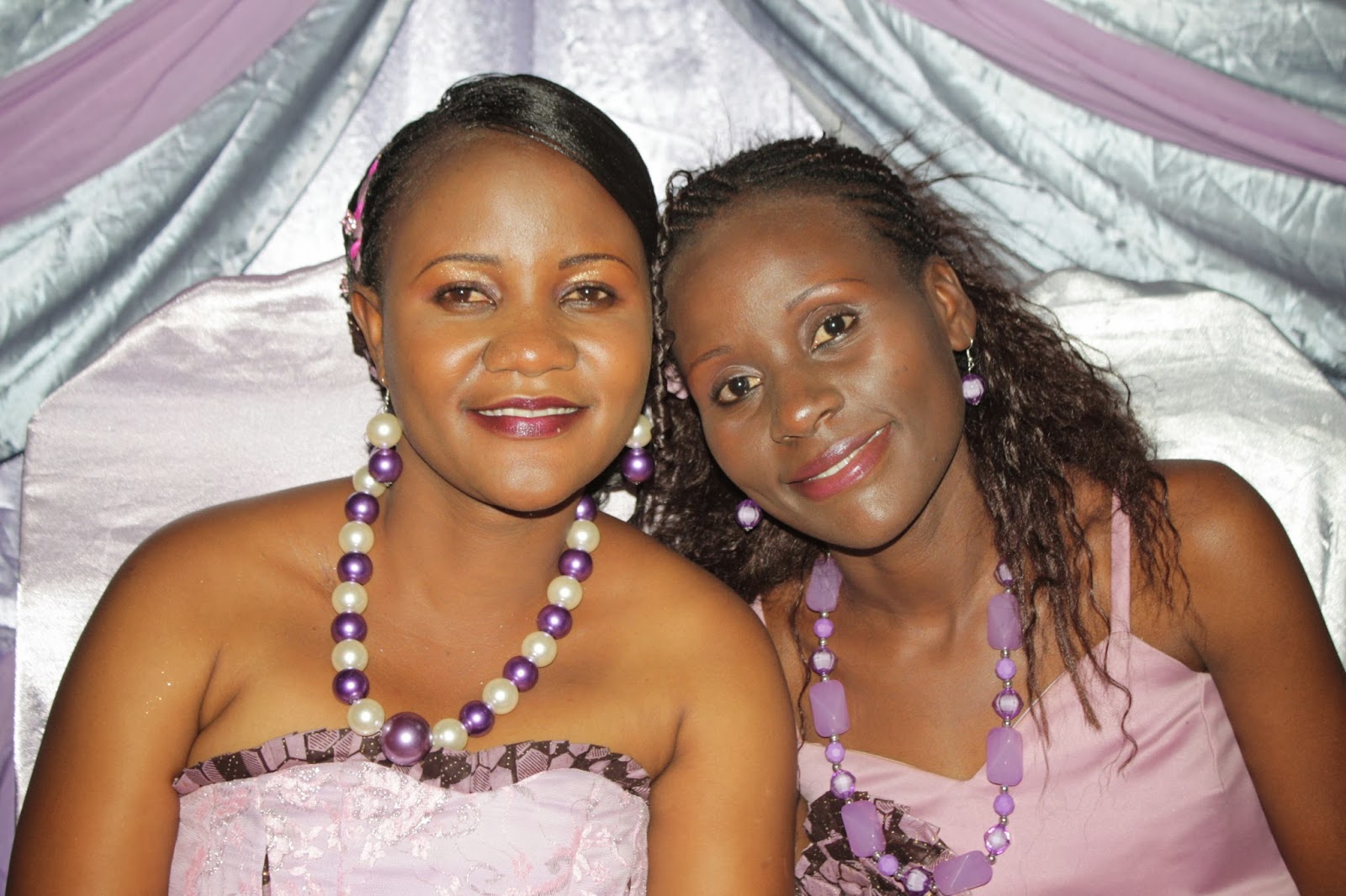 Mama JJ Fashion: TUNASHONA NA KUBUNI MITINDO MBALIMBALI YA NGUO ZA ...