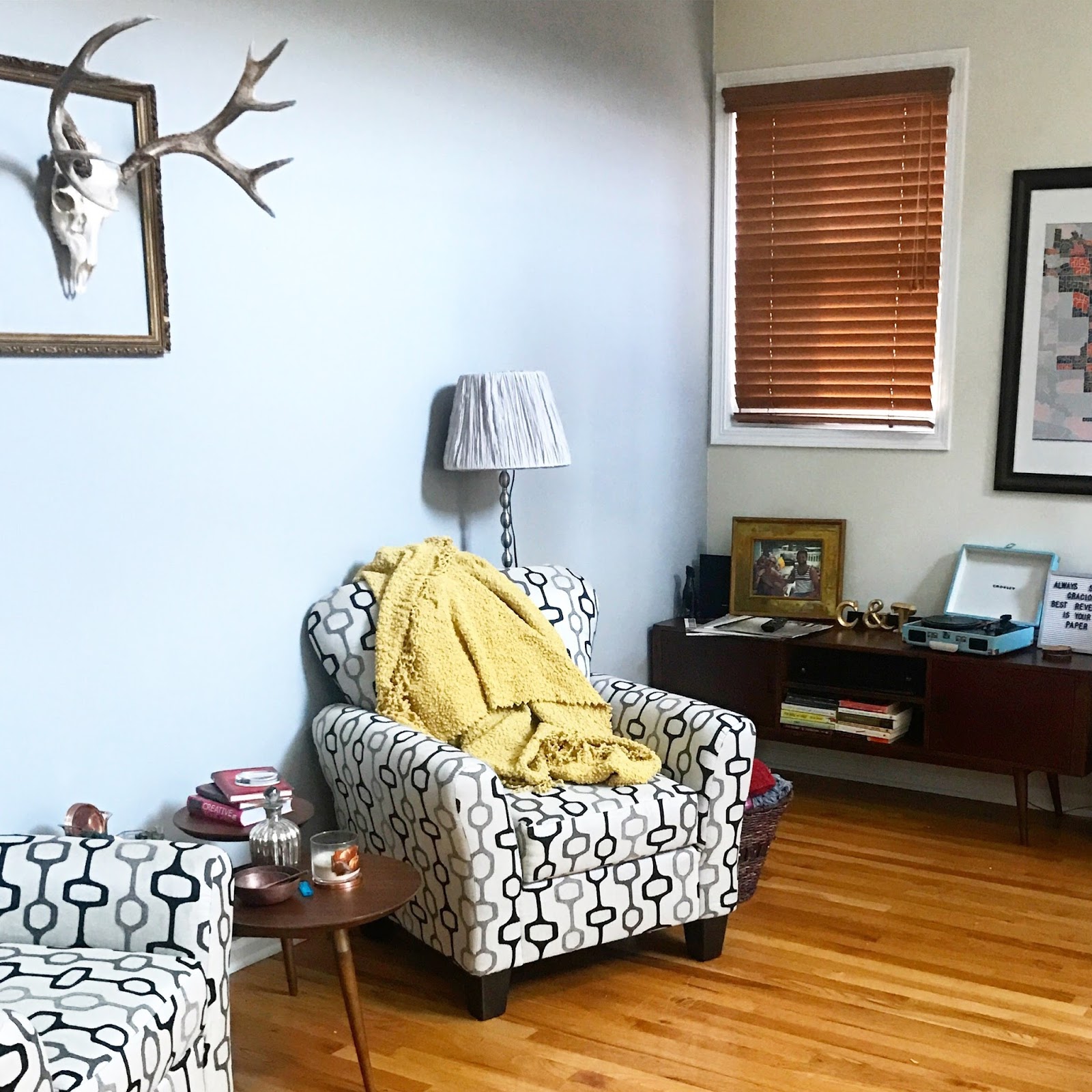 Home Tour Update + 7 Of My Favorite Decorating Tips – THE DAILY TAY