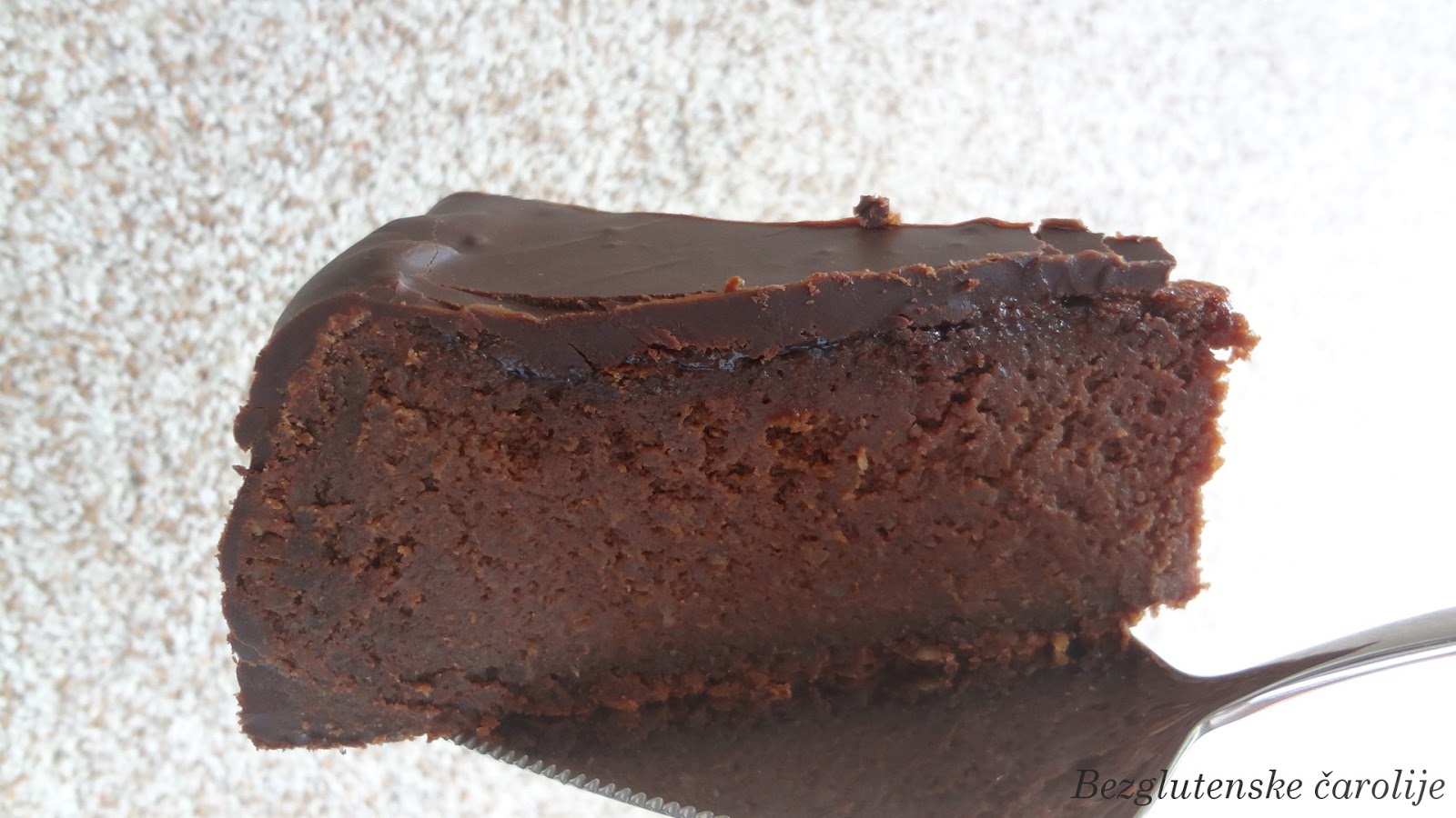 Bezglutenske čarolije: Bezglutenska Zaher torta