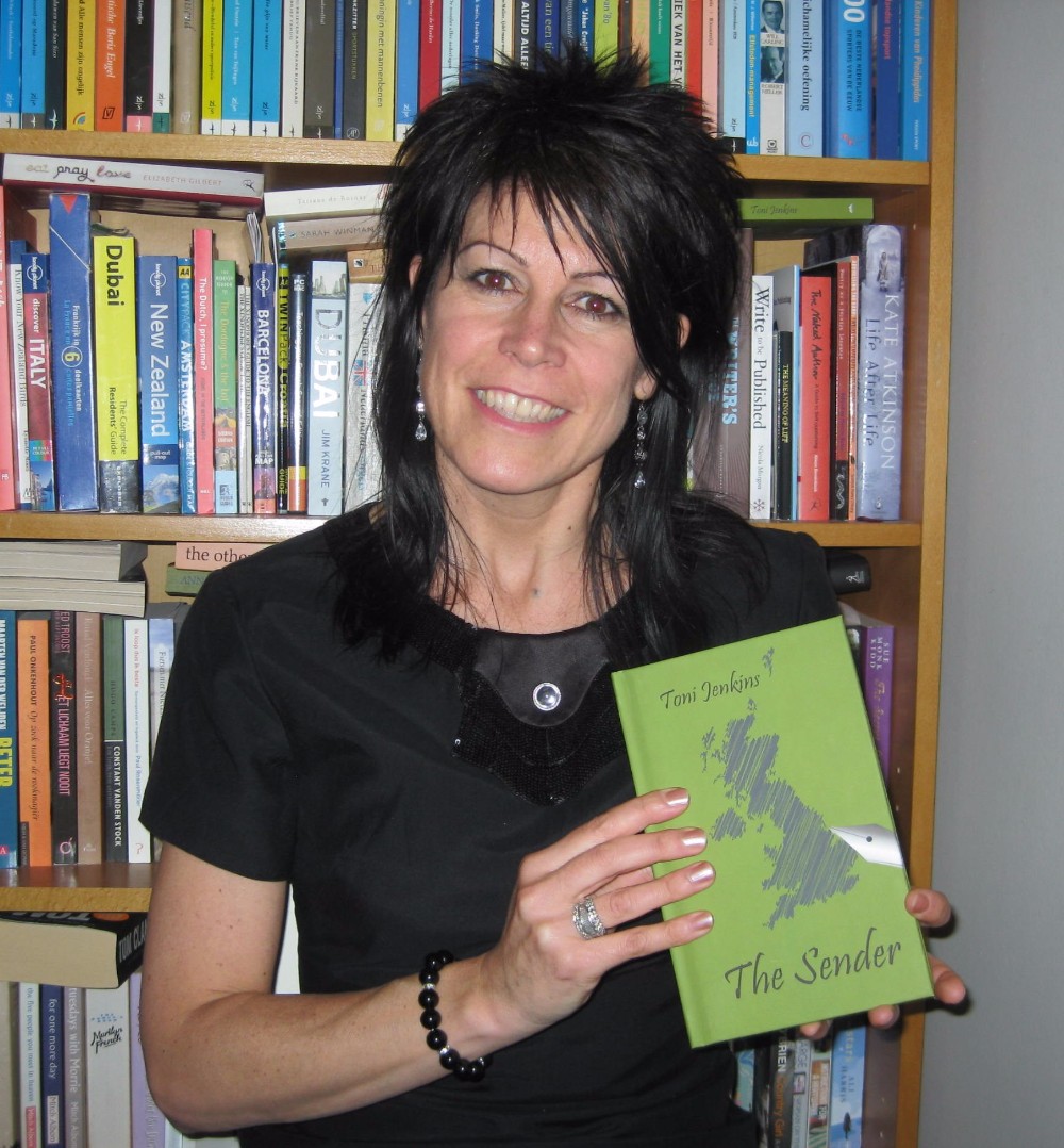 Writer Wednesday: Toni Jenkins - Elle Field