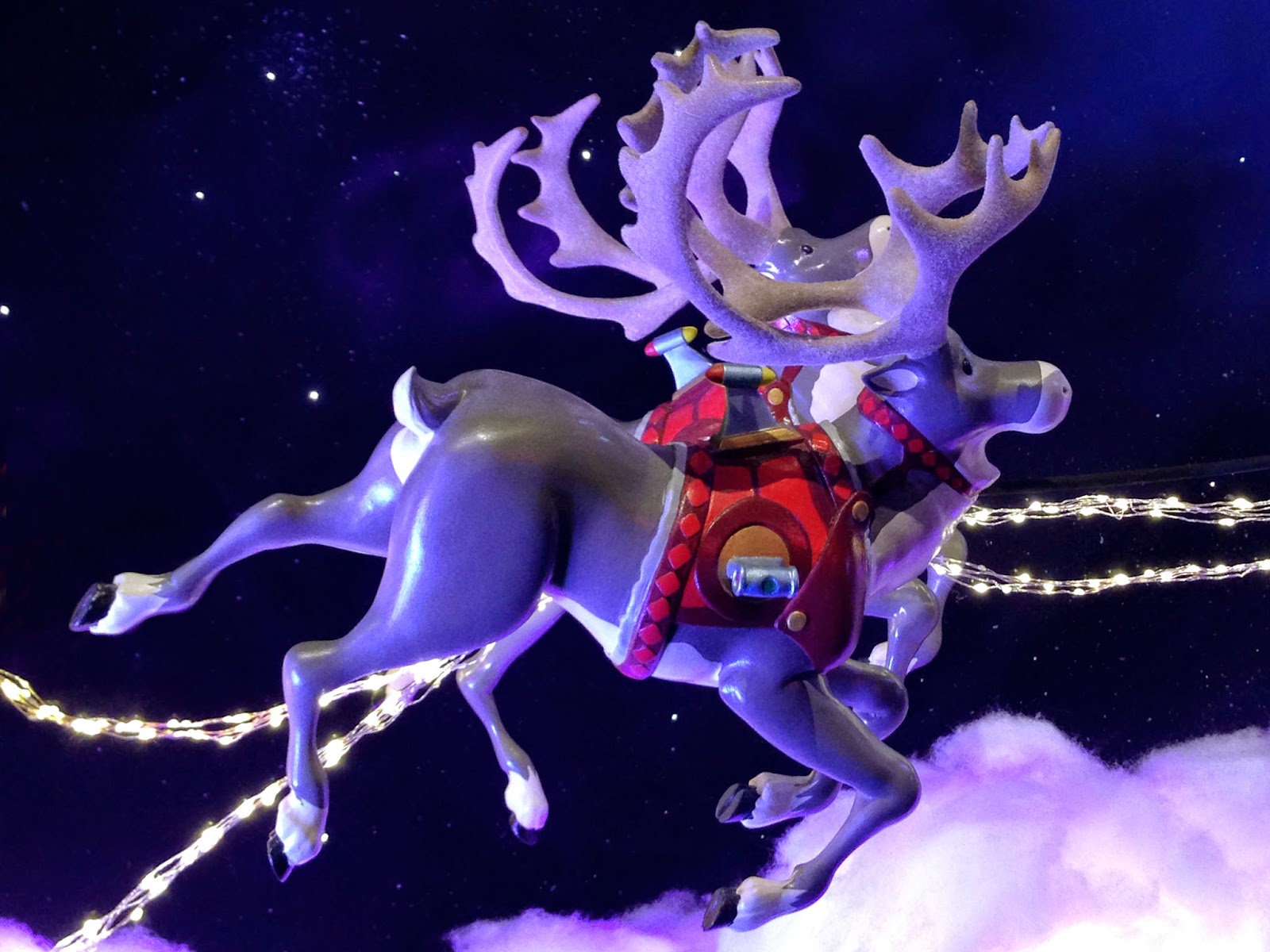 Michael Ferrari-Fontana: Sleigh and Reindeer for the 2014 Macy's ...