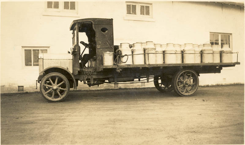 Maffra and District Historical Society: Milk Tankers book