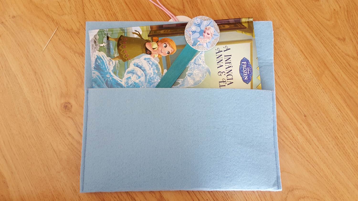 DIY Frozen bookmarks and book cover |Keeping it Real