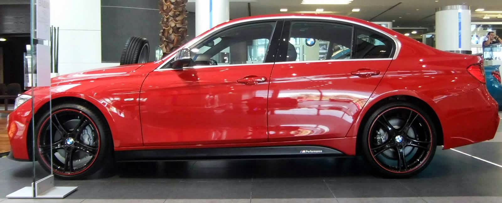 The Gear Shift: Tricked out BMW 335i on sale at Abu Dhabi dealership