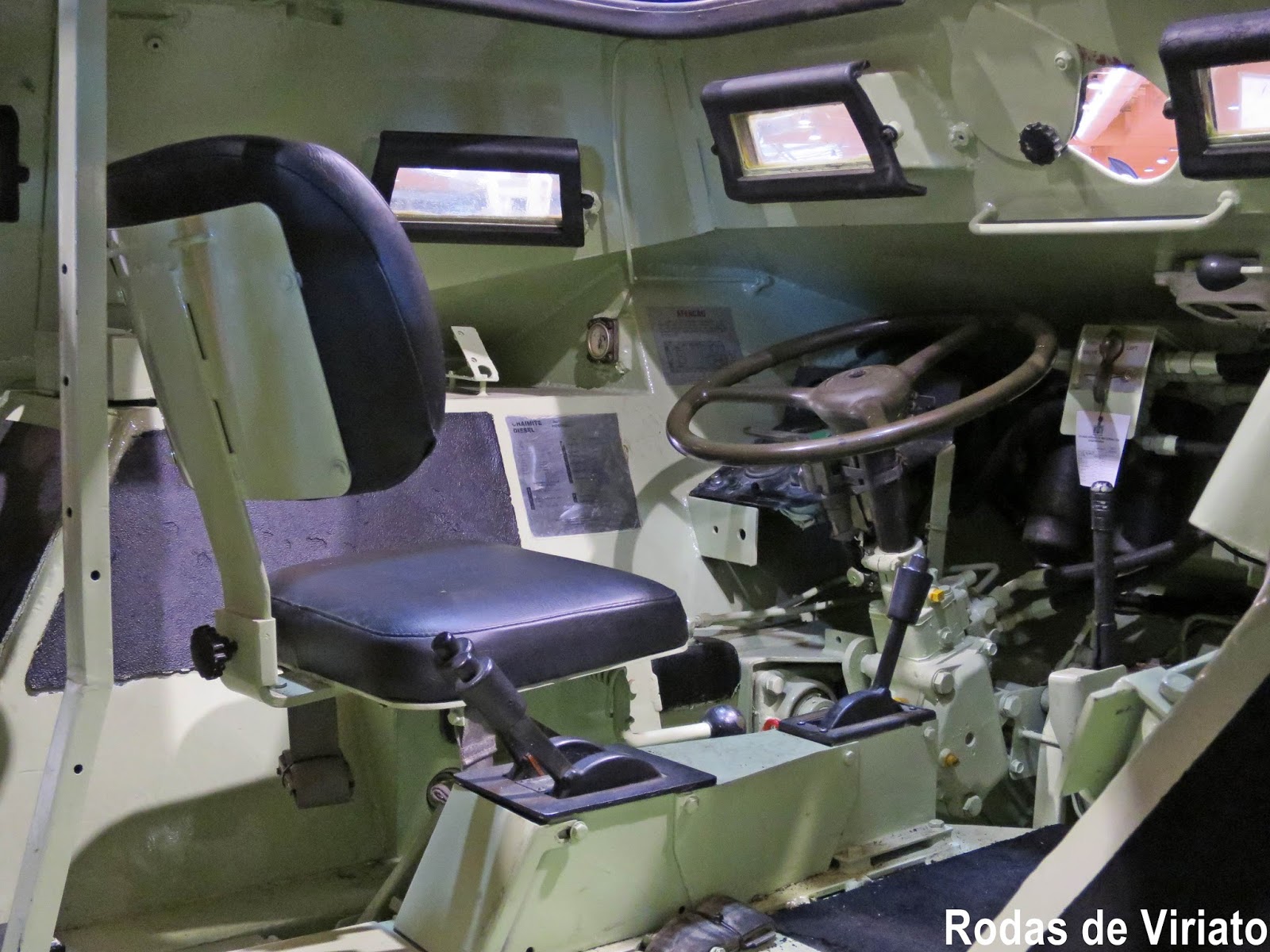 Blindado Chaimite - Salão Motorclássico 2017 (2/2)