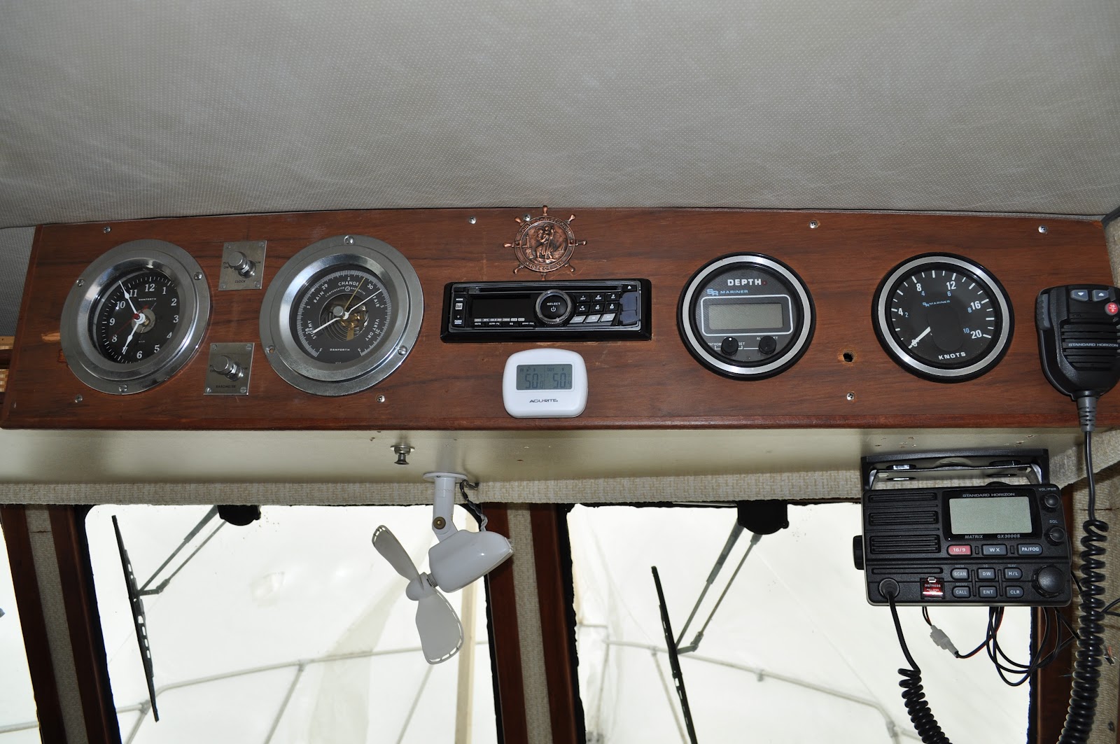 JoyRide82: Campion Adventurer - 30 ft Sedan Trawler with Flybridge