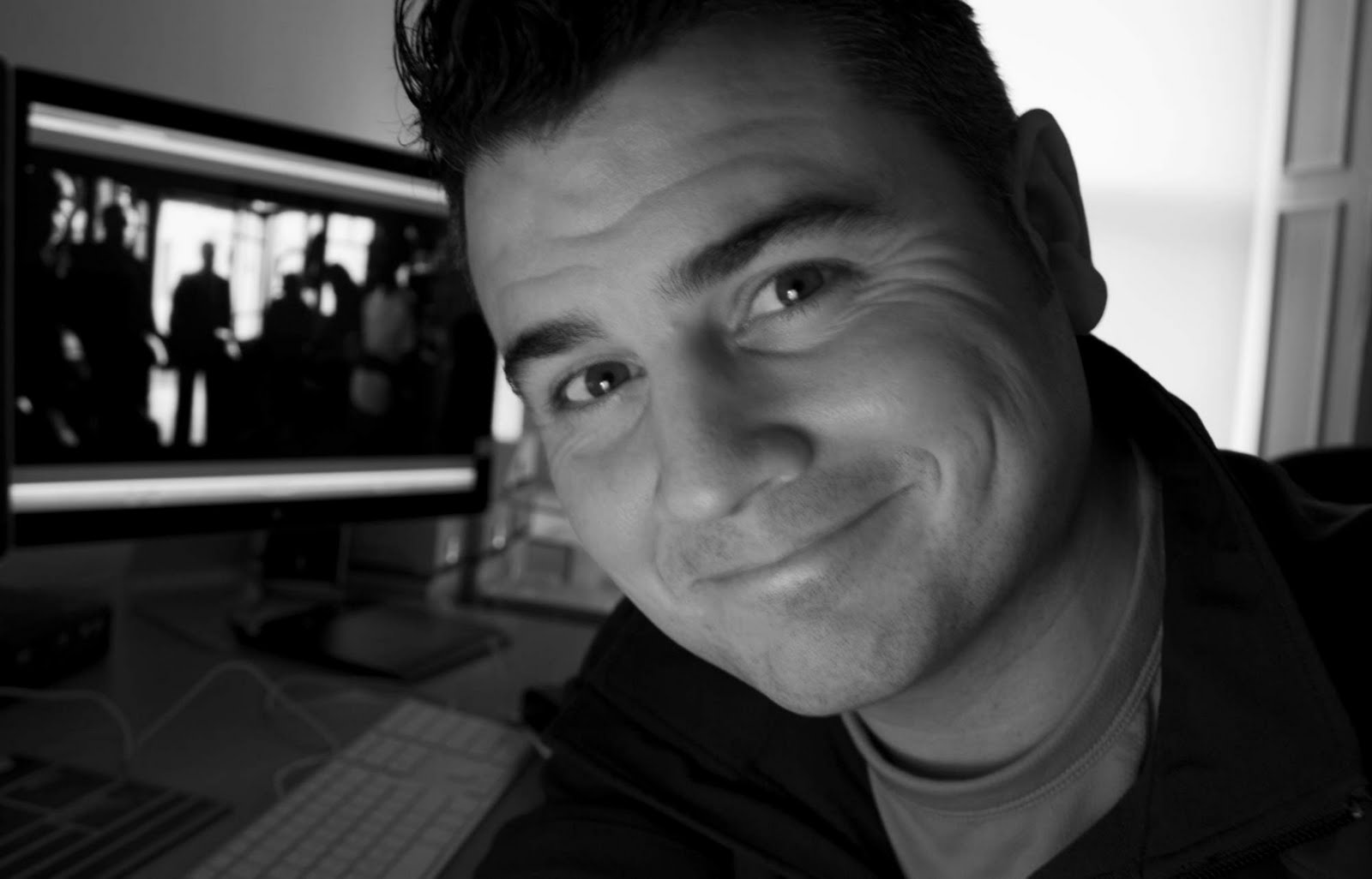 Cine Informacion y mas: Amigos por Accidente (The Runway) - Entrevista ...