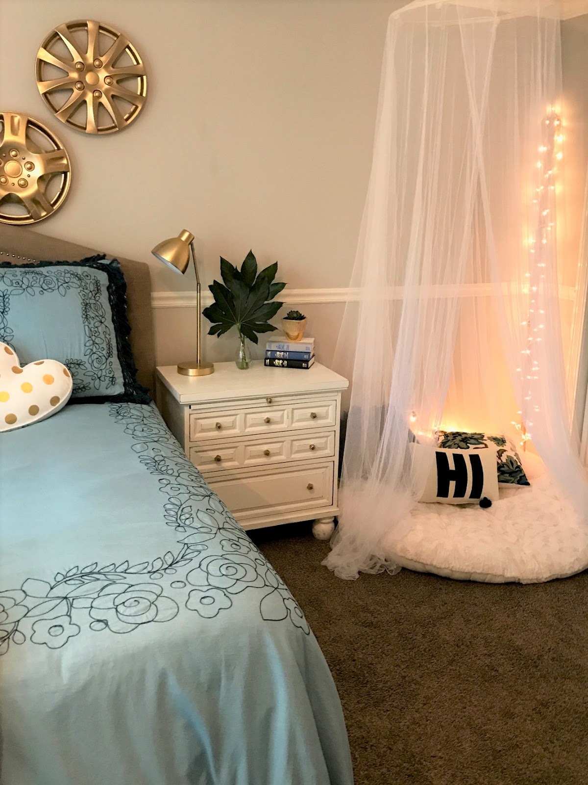 the not so blank canvas: Eek! Adorn Room Design Reveal