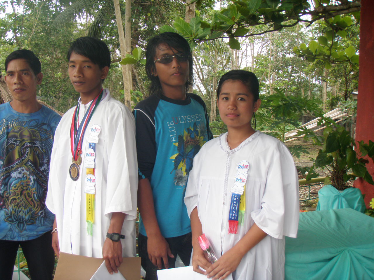 My Philippines: HIGH SCHOOL GRADUATION IN THE VILLAGES OF THE PHILIPPINES