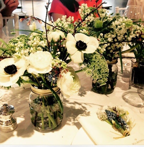 Willow Rose: Mulberry Lunch Flowers