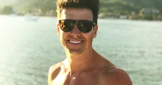 Rodrigo Faro posa de sunga e chama atenção com volume - Volume na Cueca