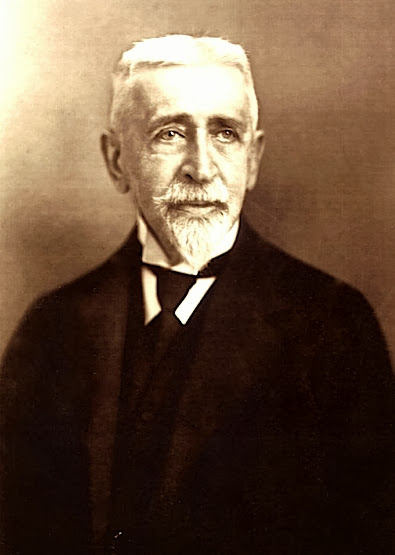 Royalty & Pomp: 11/04/13