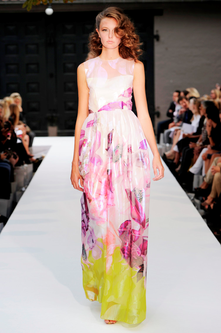 {The Dandelion Chronicles}: {CFW SS13} Elsa Adams; Whiite; Ole Yde