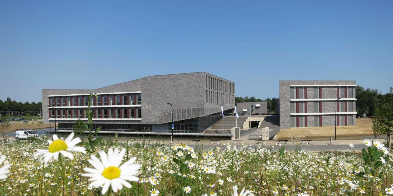 architecture now and The Future: UWC MAASTRICHT BY FRENCKEN SCHOLL ...