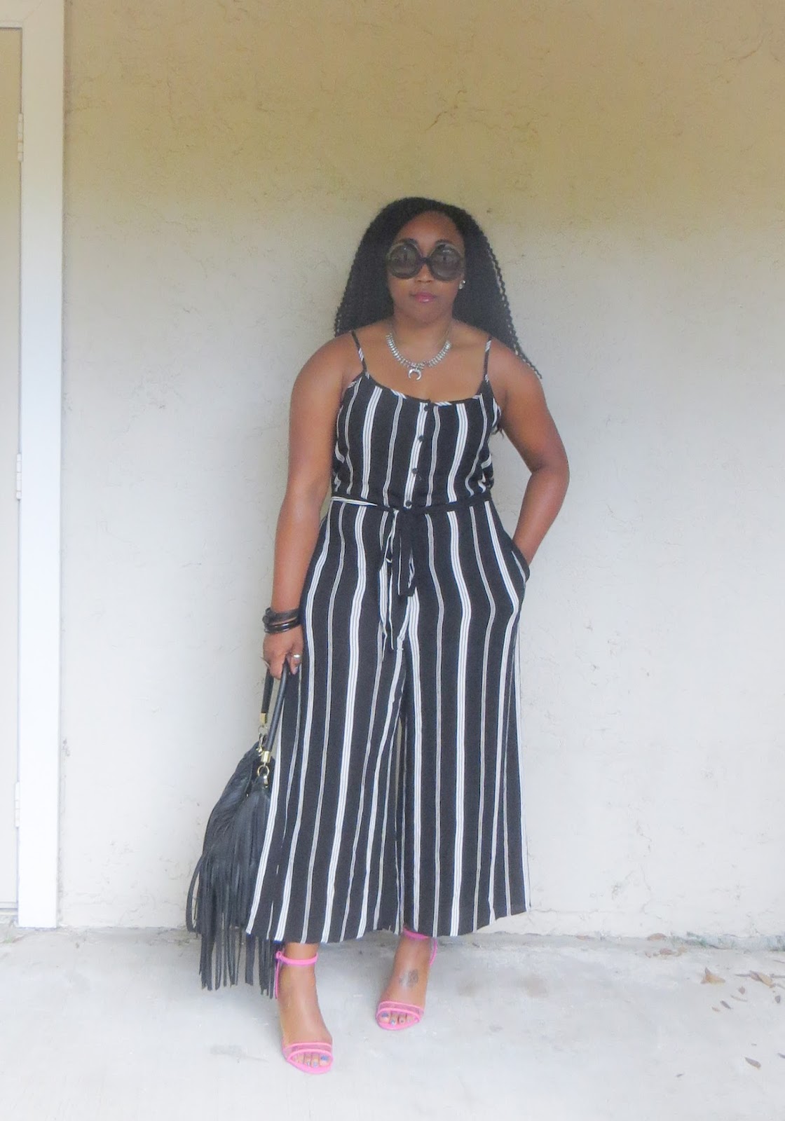 Outfit: Vertical Lines