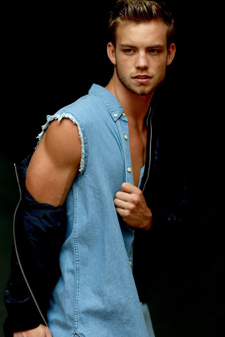 DUSTIN MCNEER: FOTOGRAFIADO POR JOEL CODIAMAT