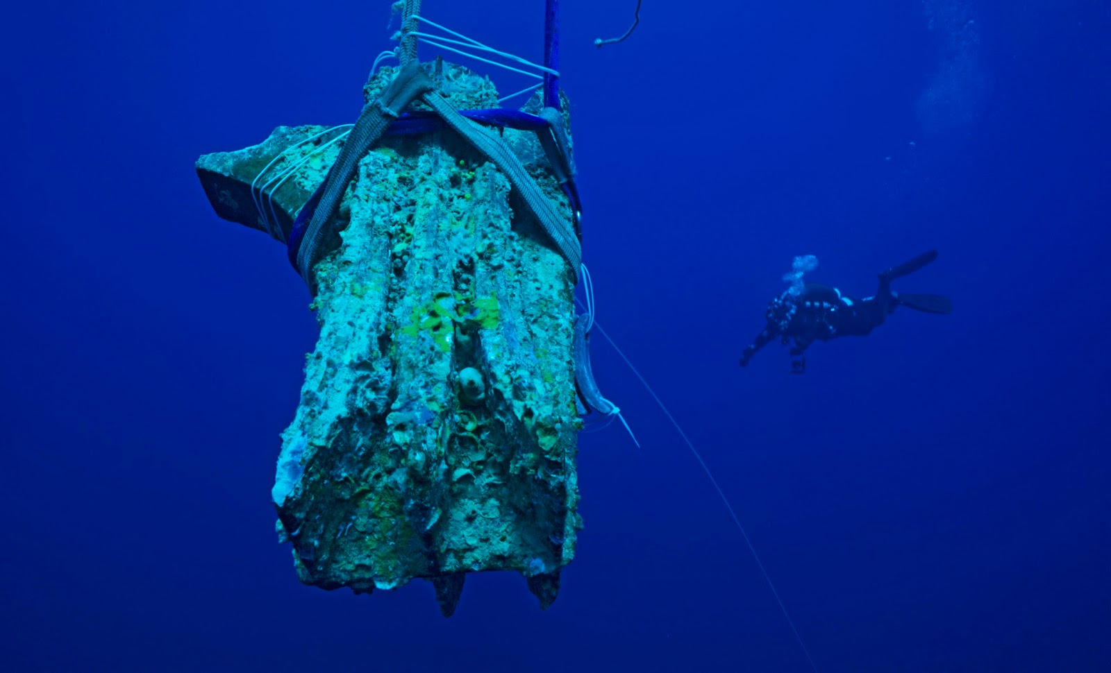 daily timewaster: A fascinating treasure trove of 13 bronze trireme ...