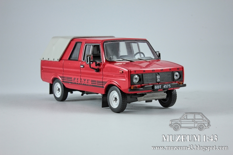 Tarpan 237 1:43 Ist Models - Muzeum 1:43