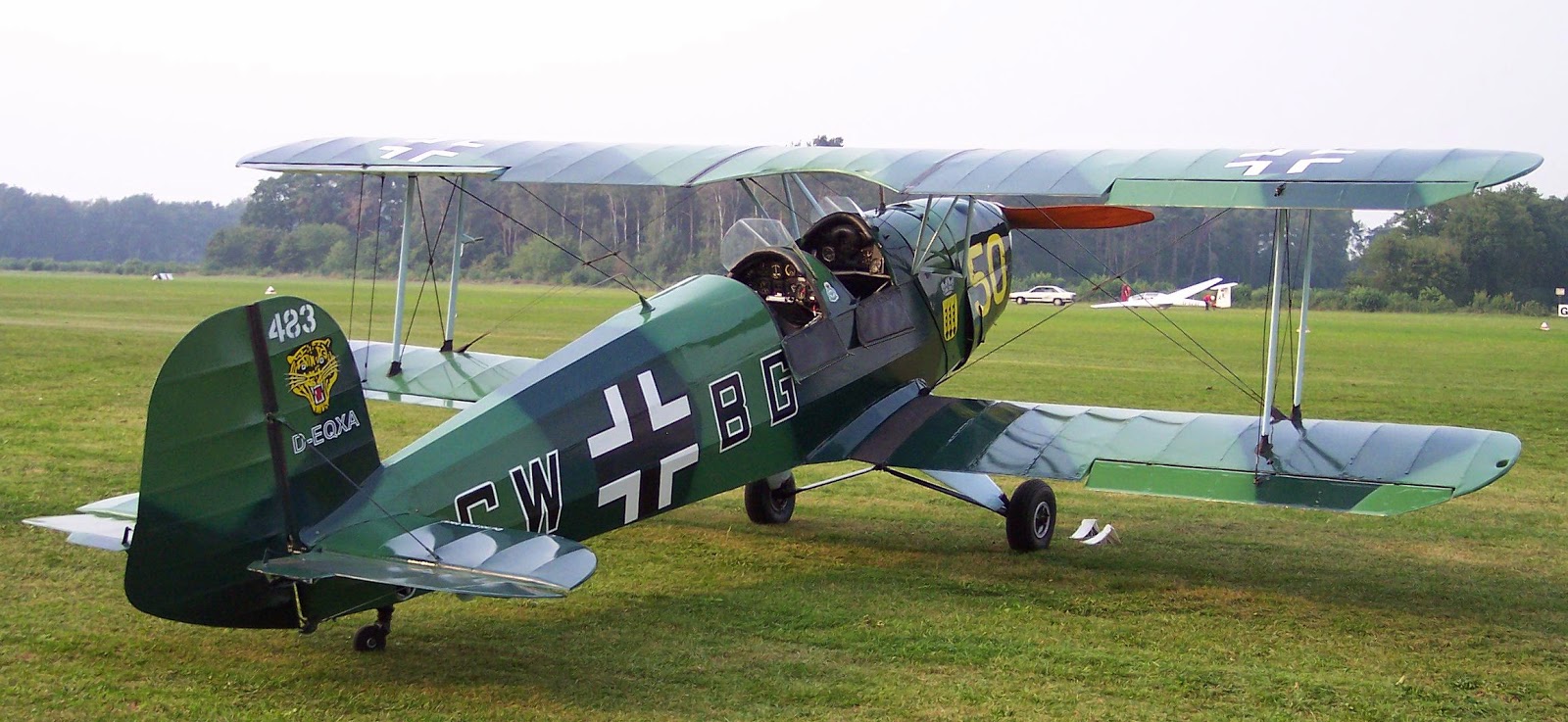 Airplanes in the skies + FAF history: Bücker Bü 131 / "Jungmann"