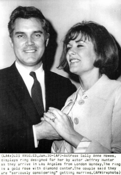 Poseidon's Underworld: Sally, and How(es)!