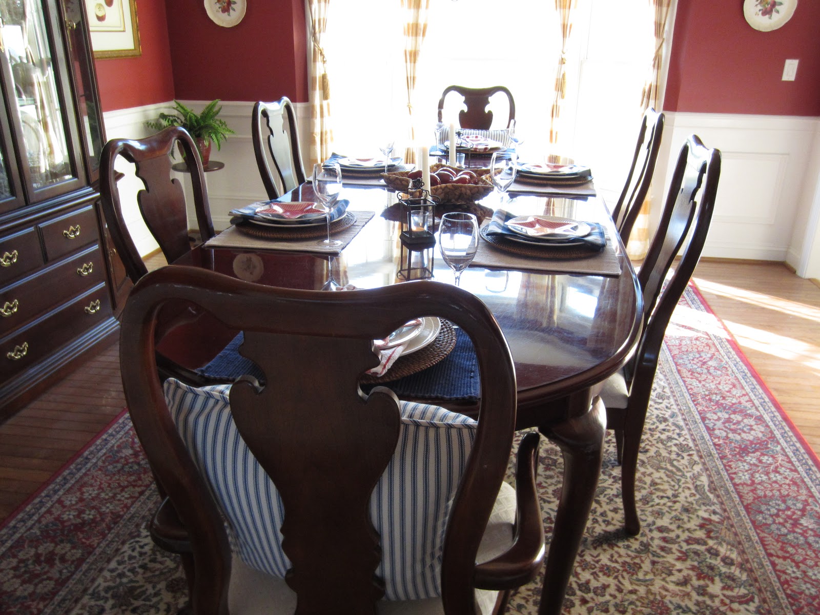 Simple and Casual Patriotic Table Setting with Star Plates - Calypso in ...