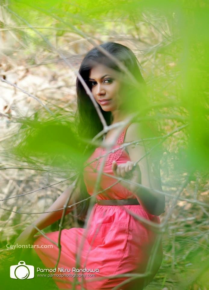 Waruni Kanchana | Pix by Pamod Nilru - Ceylon Stars