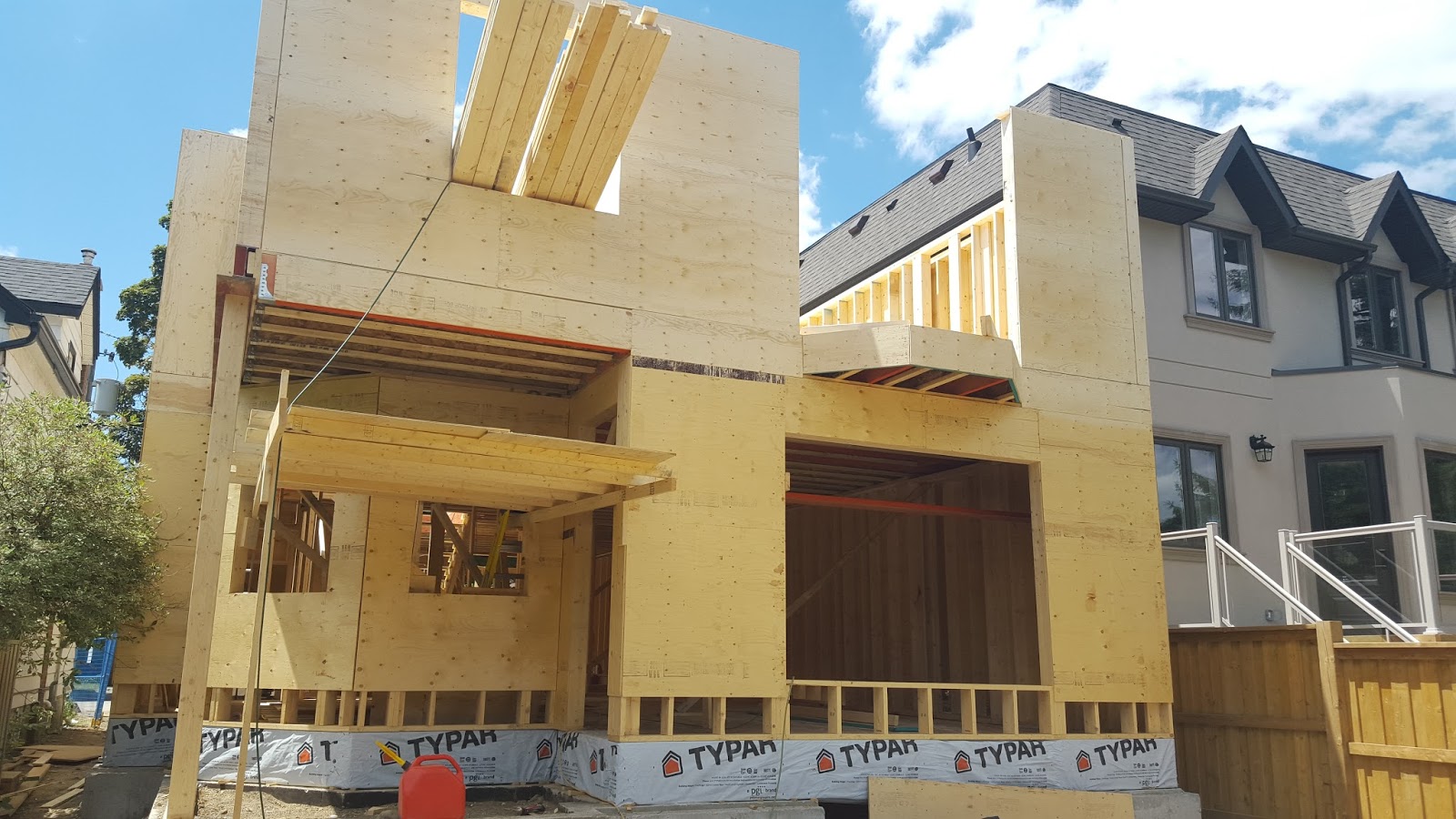 45 Monkton Avenue: 2nd Floor Walls