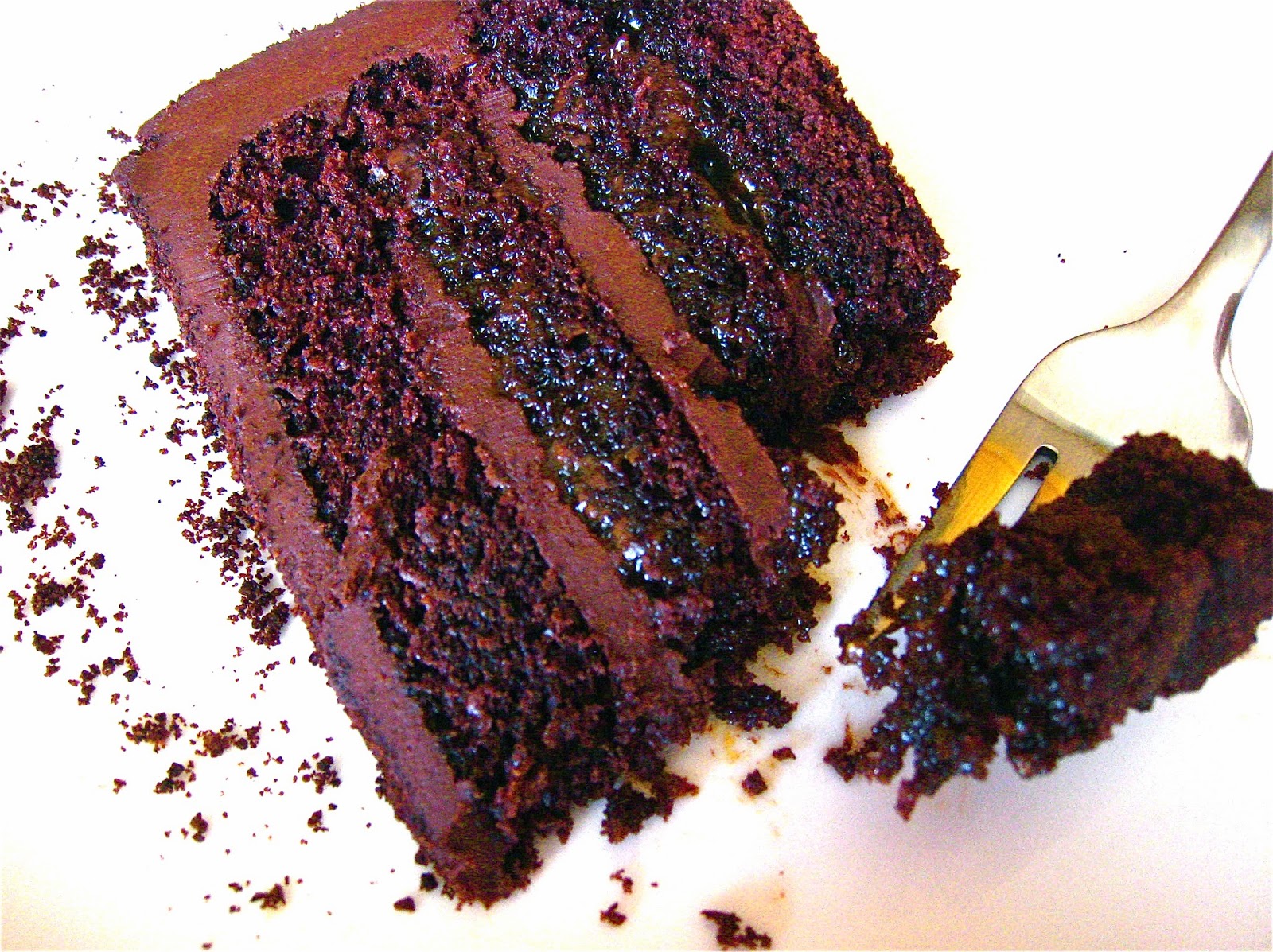 KITCHEN FIDDLER : Devil's Food Cake With Caramel, A La Tartine Bakery
