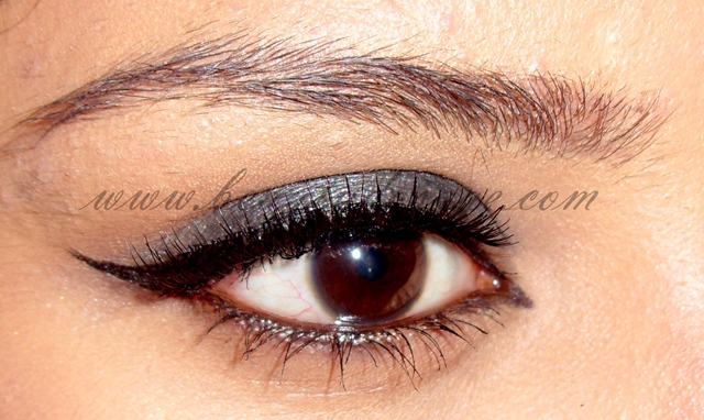 Tutorial: Easy Graphite/ grey smokey eye | Beauty Dosage