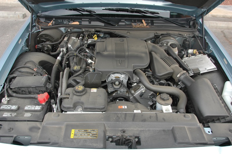 wailing-engine.com: Review: 2011 Ford Crown Victoria LX