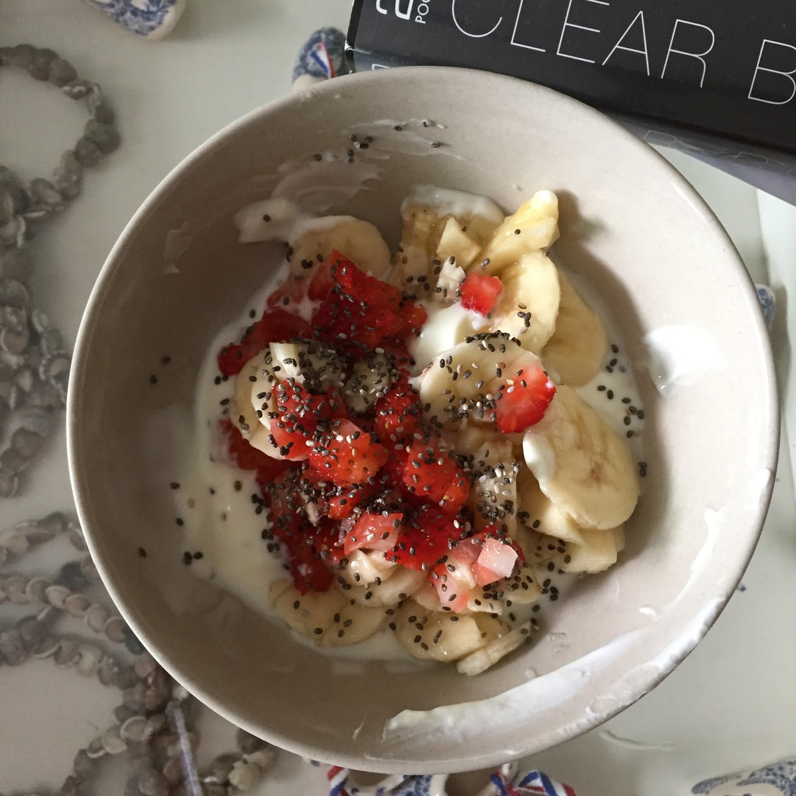 Yogurt Strawberry Pisang - Resepi Snack Sihat.