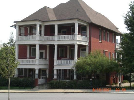 Good things happened: The Mitchell house, better view and the book