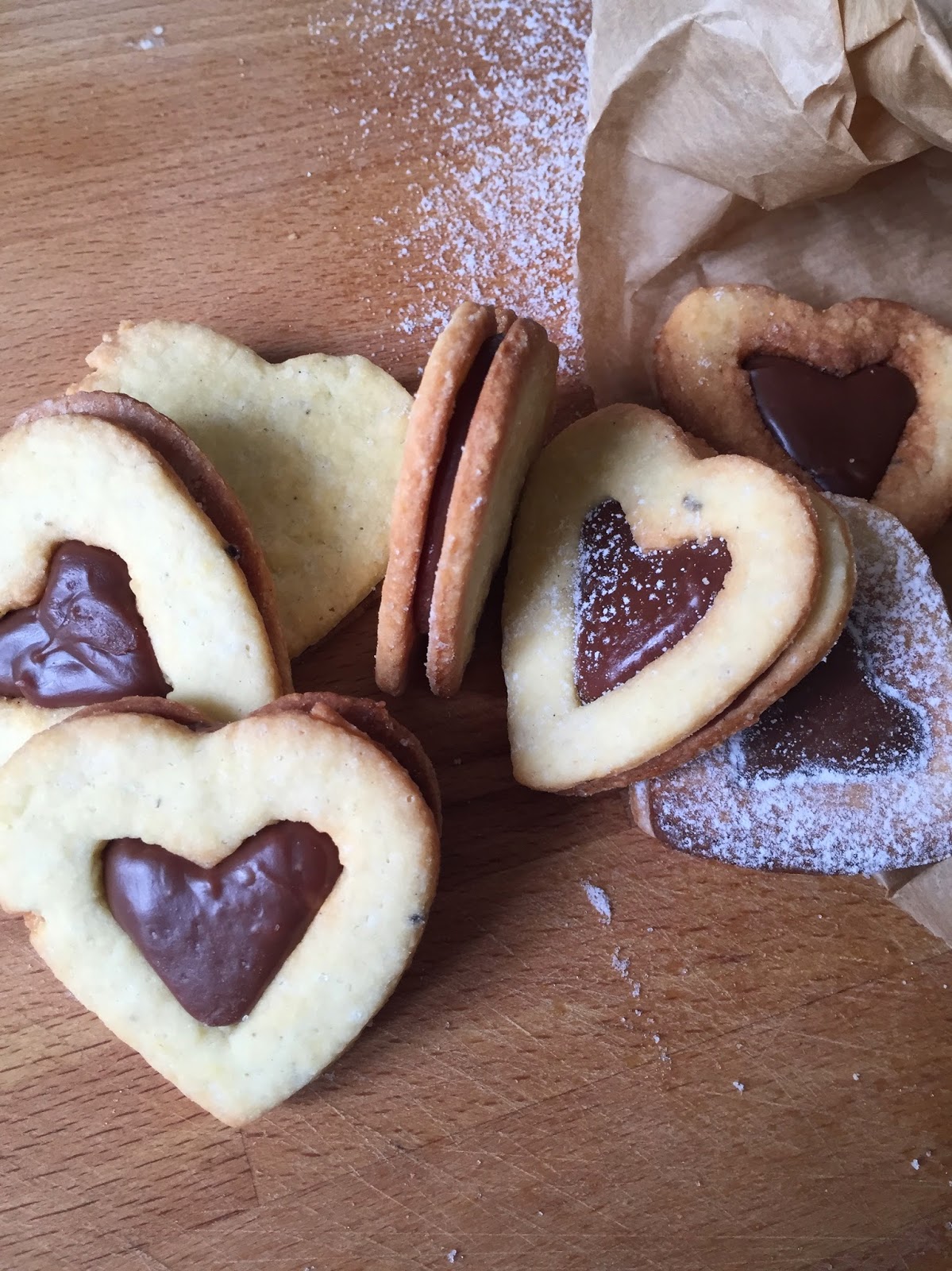 Ulrique cuisine: Sablés au chocolat praliné