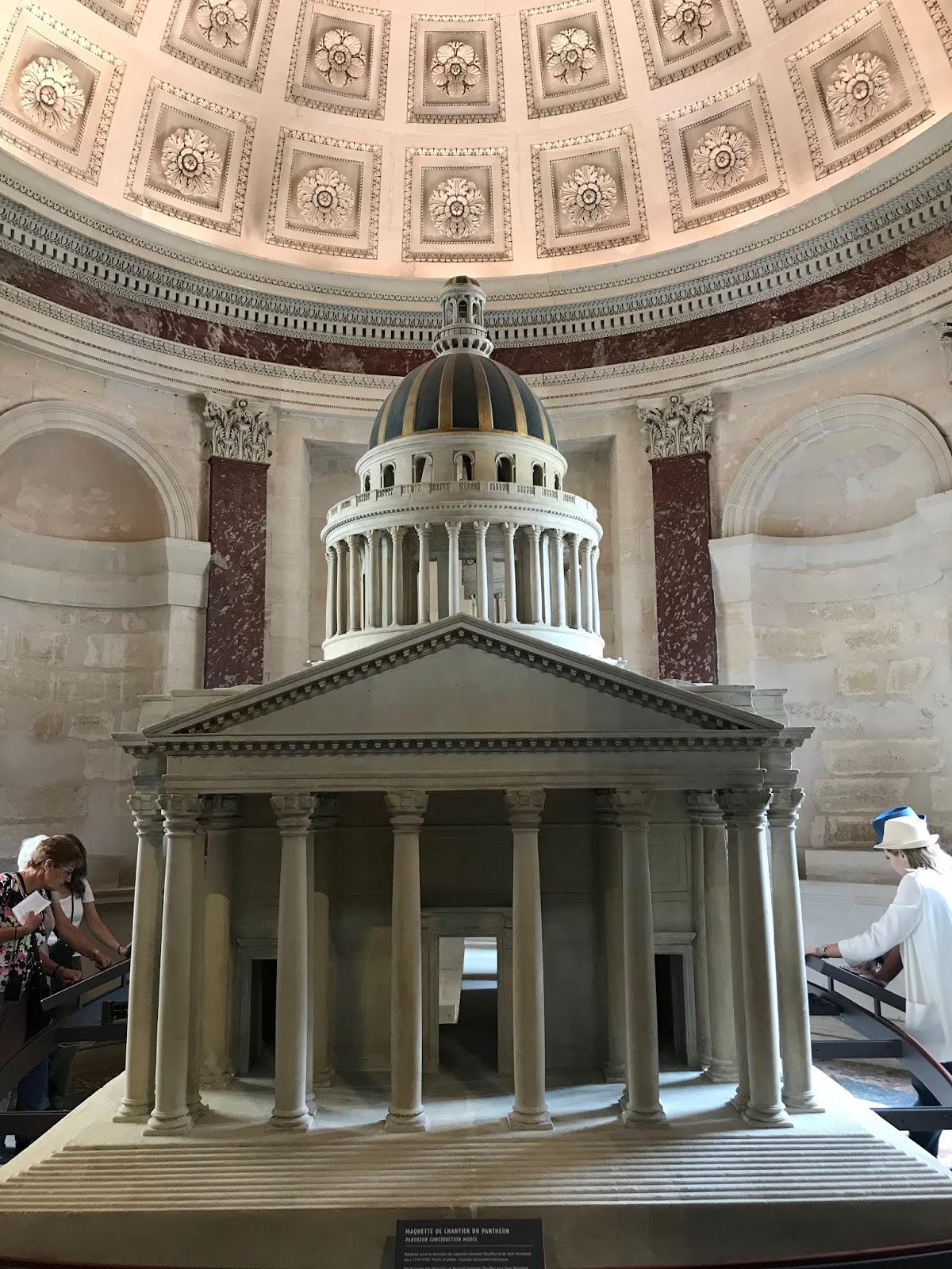 architect design™: A visit to the Pantheon in Paris