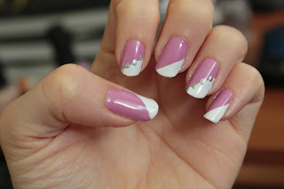 Inkspot: DIY: Diagonal Manicure