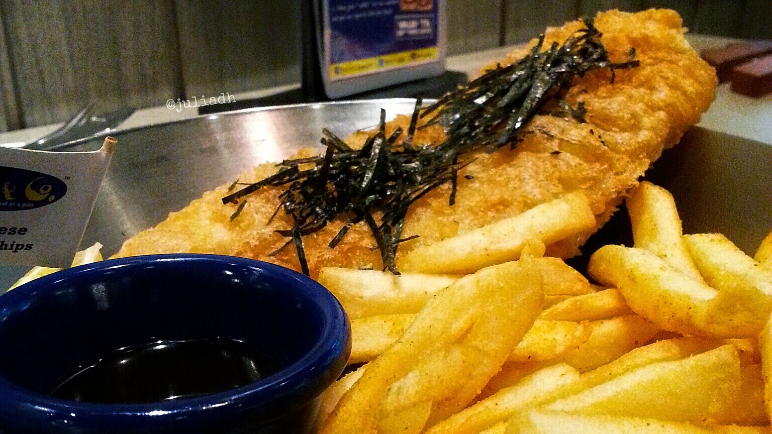 HANGOUT : FISH & CO AMBARUKMO PLAZA - JDFoodiary