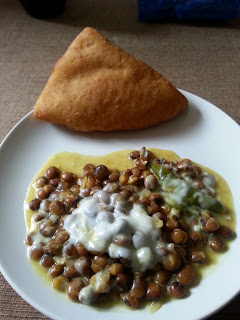 Kenyan dry pigeon peas and Mahamri (sweet bread triangles) ( mbaazi na ...