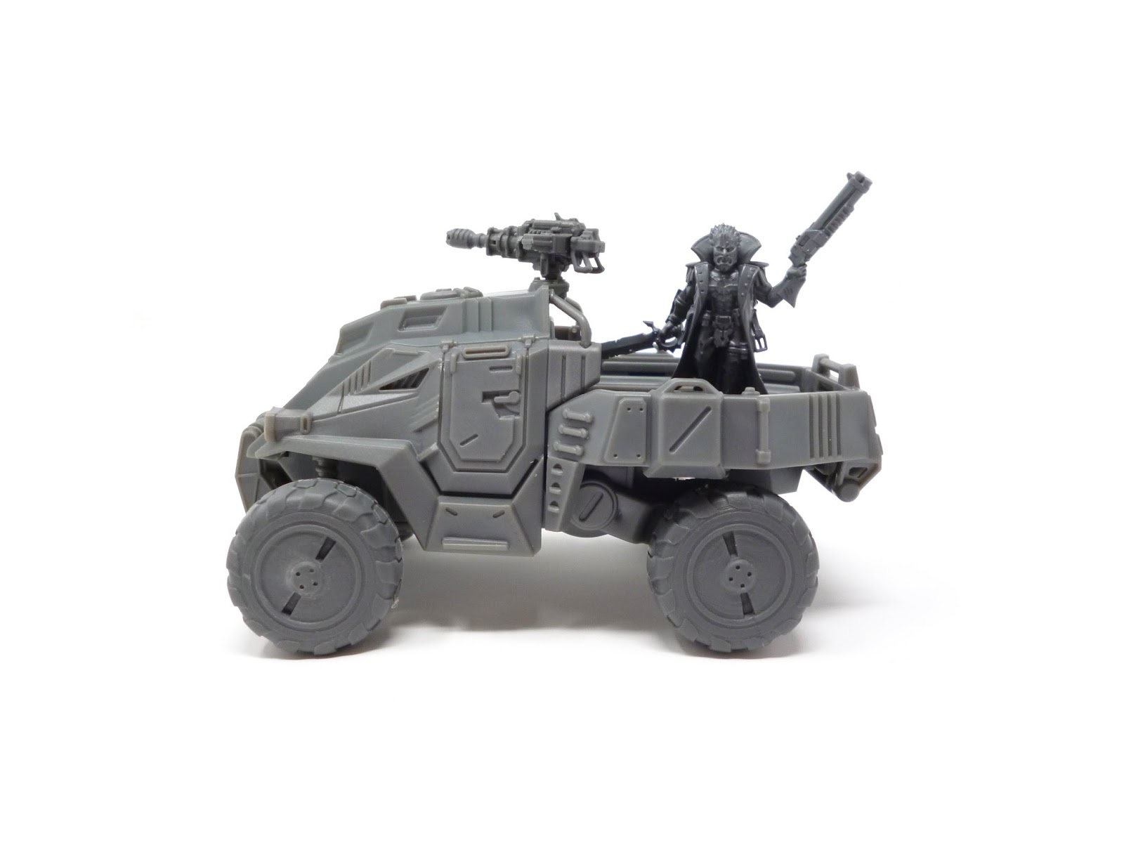 Opening the Mantic Games Warpath GCPS Mule and Hornet Dropship - Faeit 212