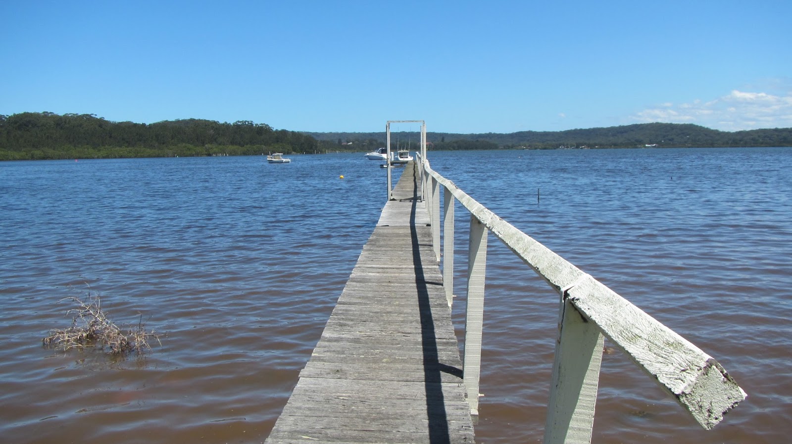 ROCK'S ADVENTURES: KINCUMBER - PATHS, WHARVES AND WATER - CYCLE - 16 NOVEMBER 2015