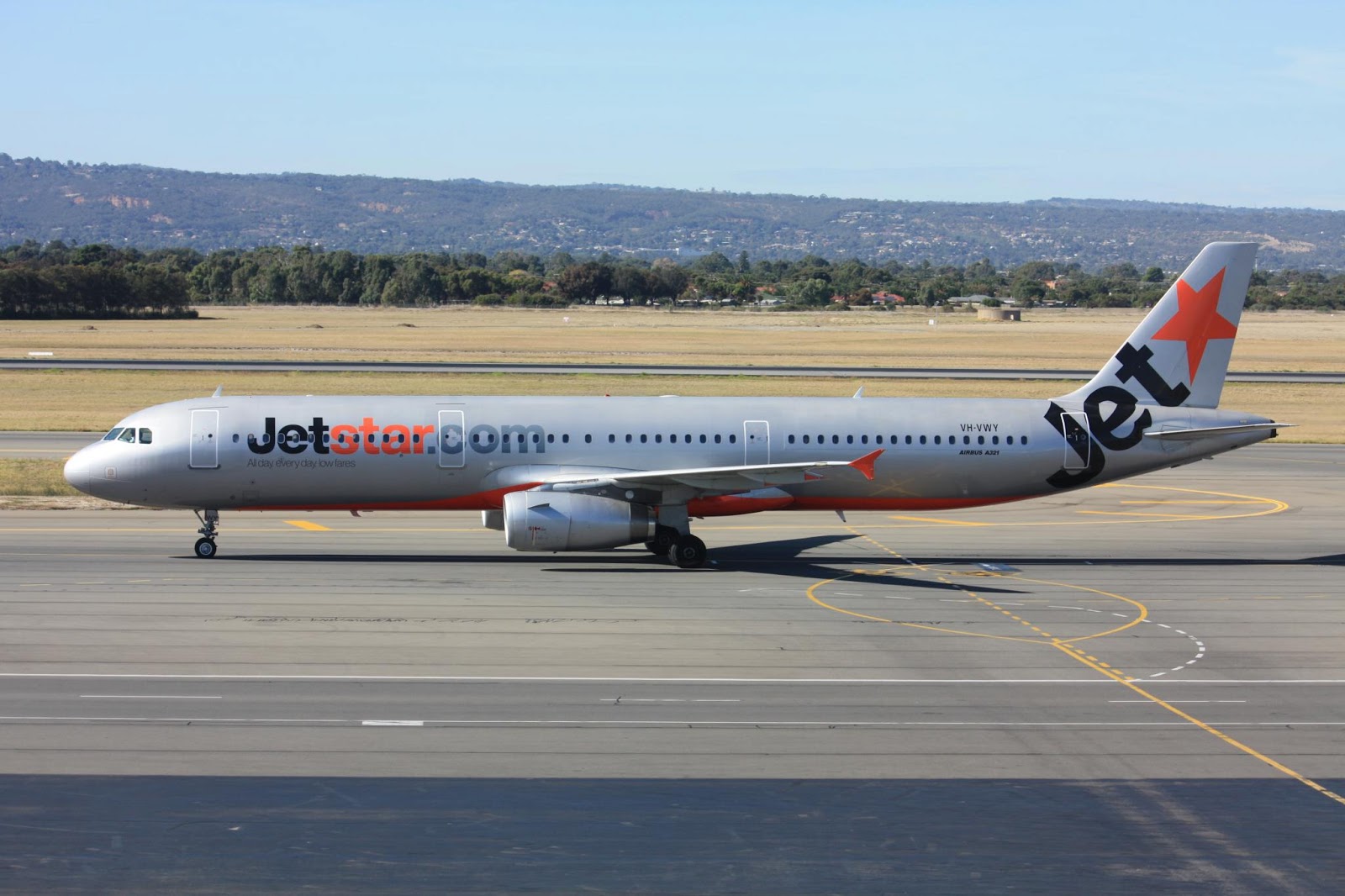 Adelaide Airport Movements: Jetstar Airways A321 VH-VWY makes a visit
