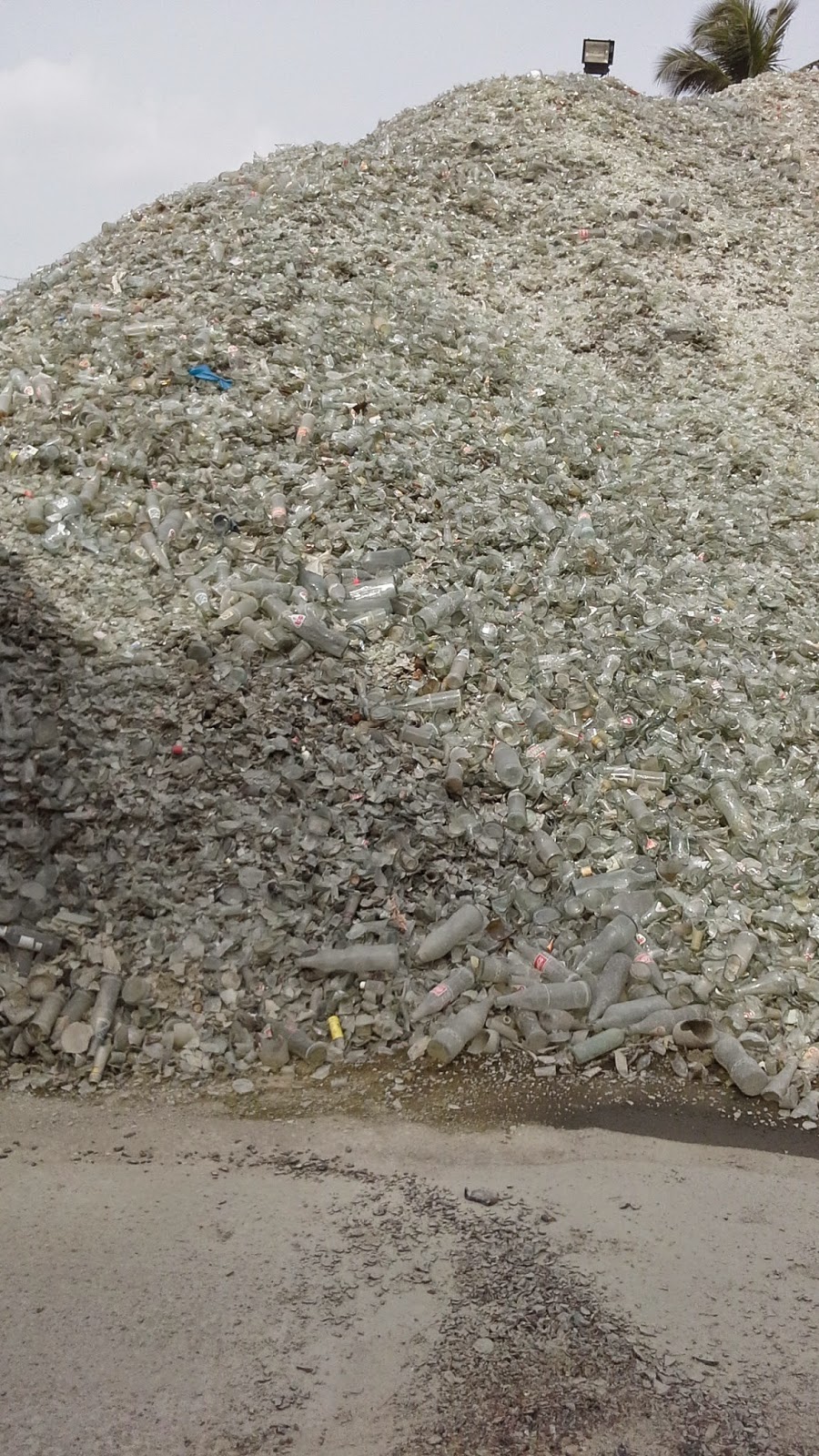 ngobithe: SOCAVER (société Camerounaise de verrerie)